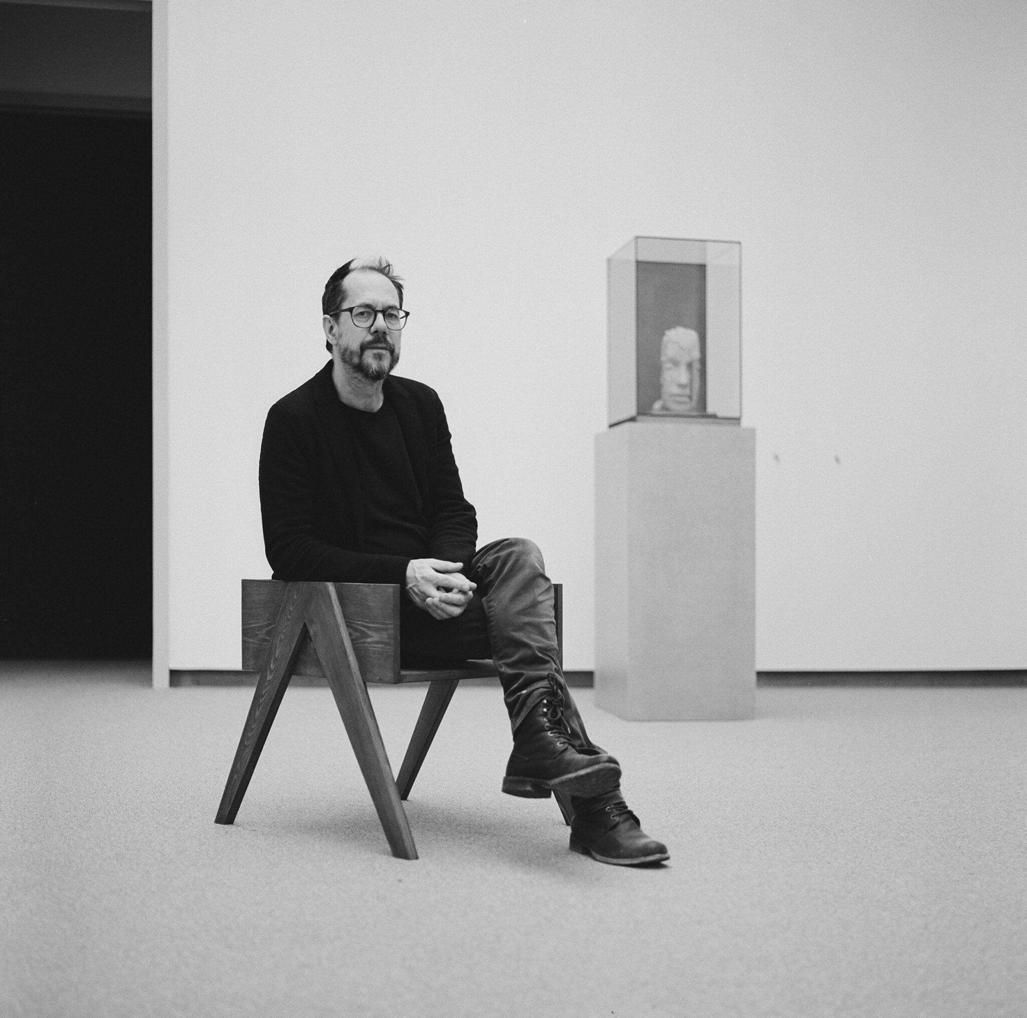 Mark Manders - ZENO X GALLERY